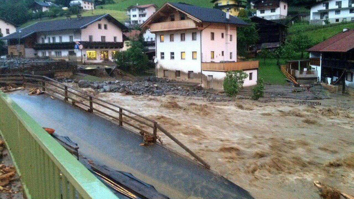 Schwere Unwetter in Tirol, Überschwemmungen in NÖ | kurier.at