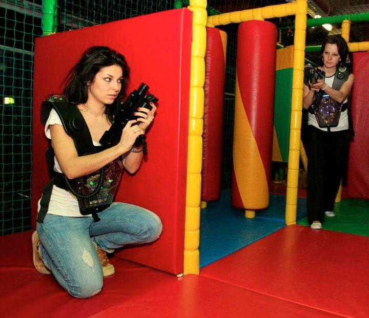 Laser Tag bei LaserMaxx Wien! | Kurier