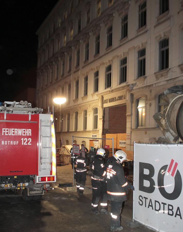 Nach Einsturz bei Manner: Baupolizei ermittelt | kurier.at