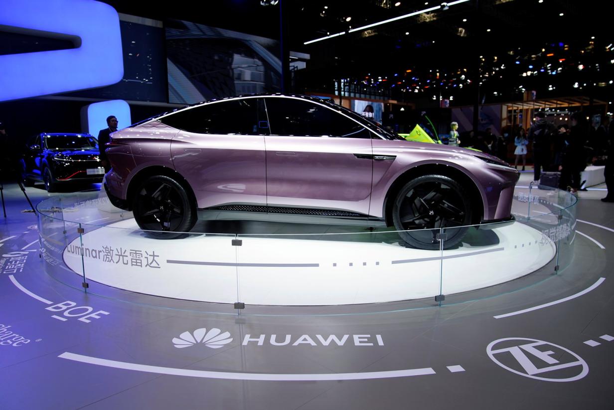 Erste E-Autos von Huawei: "Investieren mehr als Tesla" | Kurier