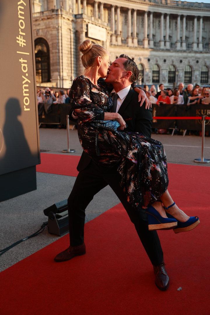 Philipp Jelinek: Heimliche Hochzeit und ein Buch über seine schweren Zeiten | Kurier