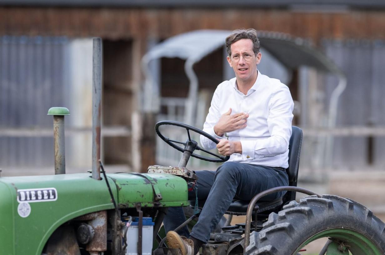 Engster Vertrauter von FPÖ-Chef Kickl: Wer ist Reinhard Teufel? | Kurier