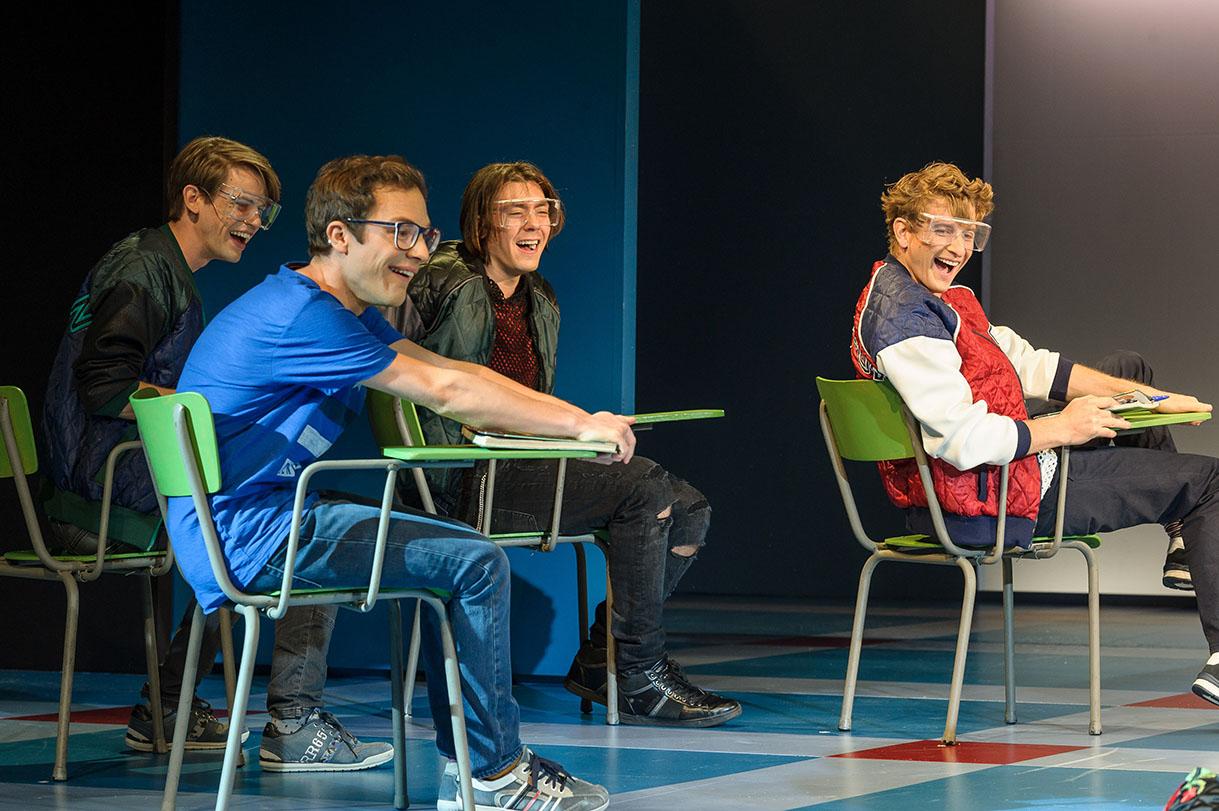 Zusammenhalt gegen „Fluch“ durch Mobbing | Kurier