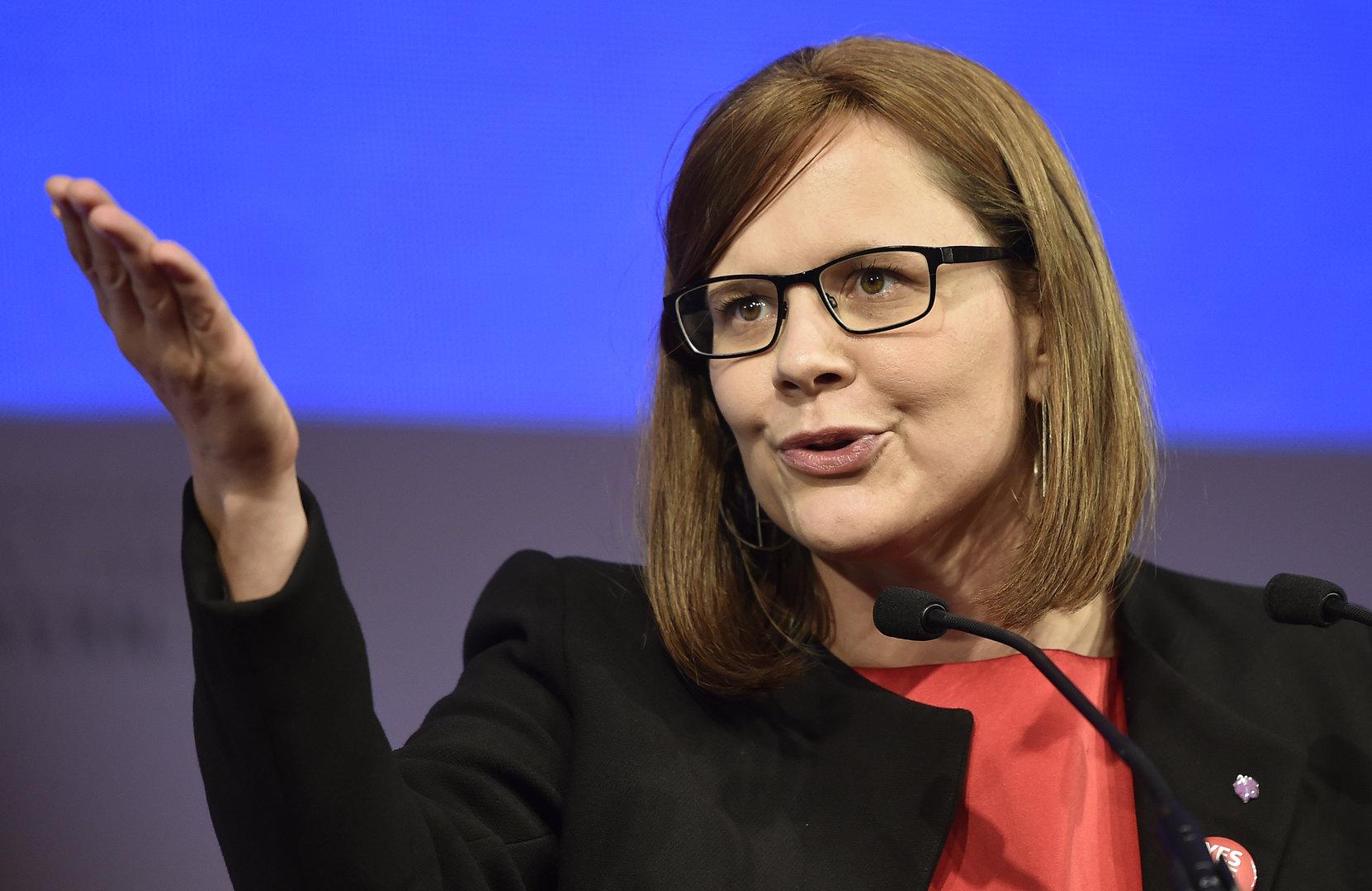 Kündigungswelle bei der SPÖ, umstrittene Beraterhonorare werden gekürzt ...
