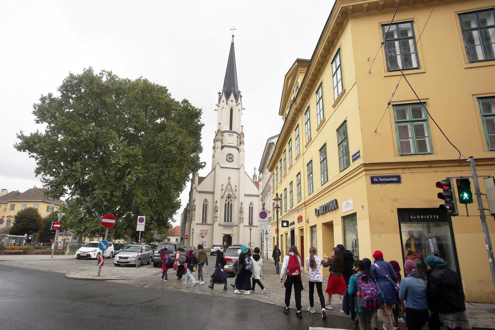 Hietzing: Ein Ort, an dem die Zeit stillsteht | kurier.at