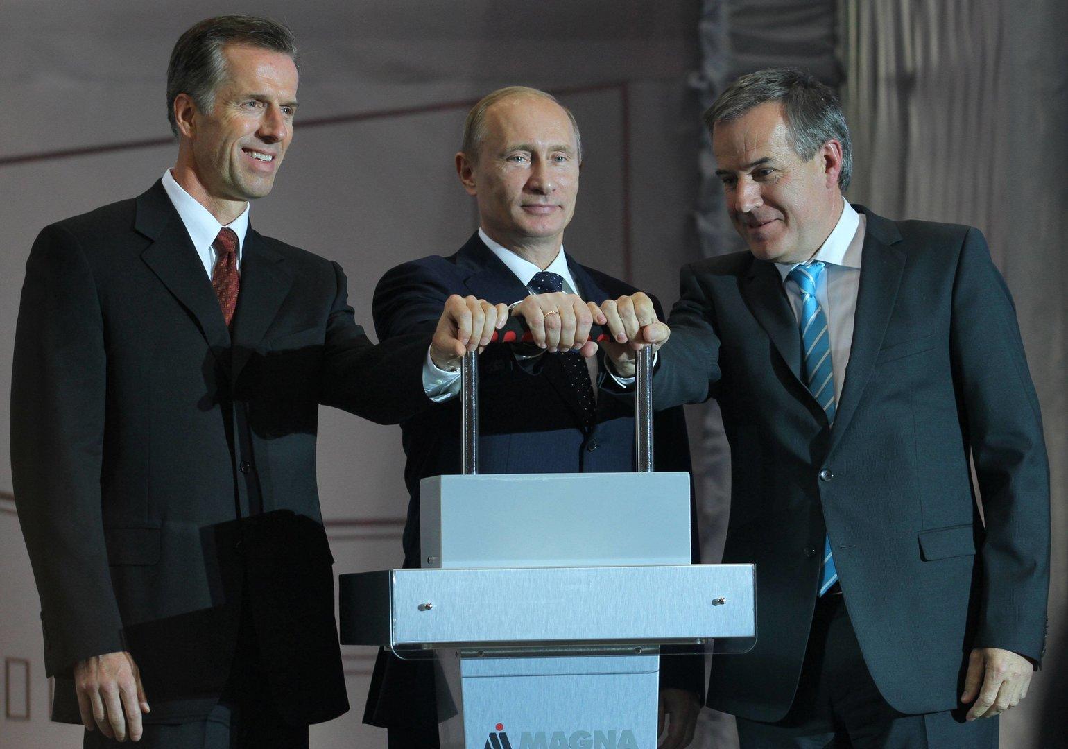 "Lieber Wladimir!" Wie der Österreicher Siegfried Wolf für Putin Autos ...