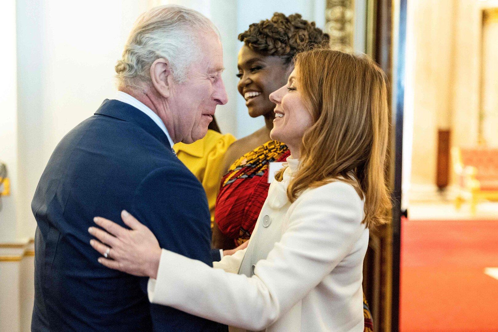 Vom Sex- zum Statussymbol: Geri Halliwells Leben im Luxus in Gefahr ...