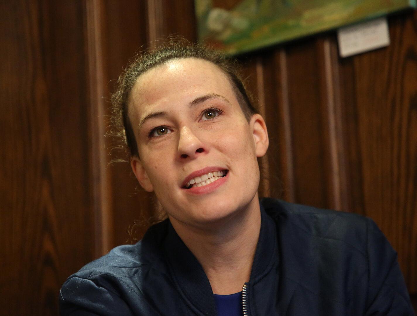 Clara Stern über "Zwei gegen die Bank": "Es geht nicht um einen Mann ...