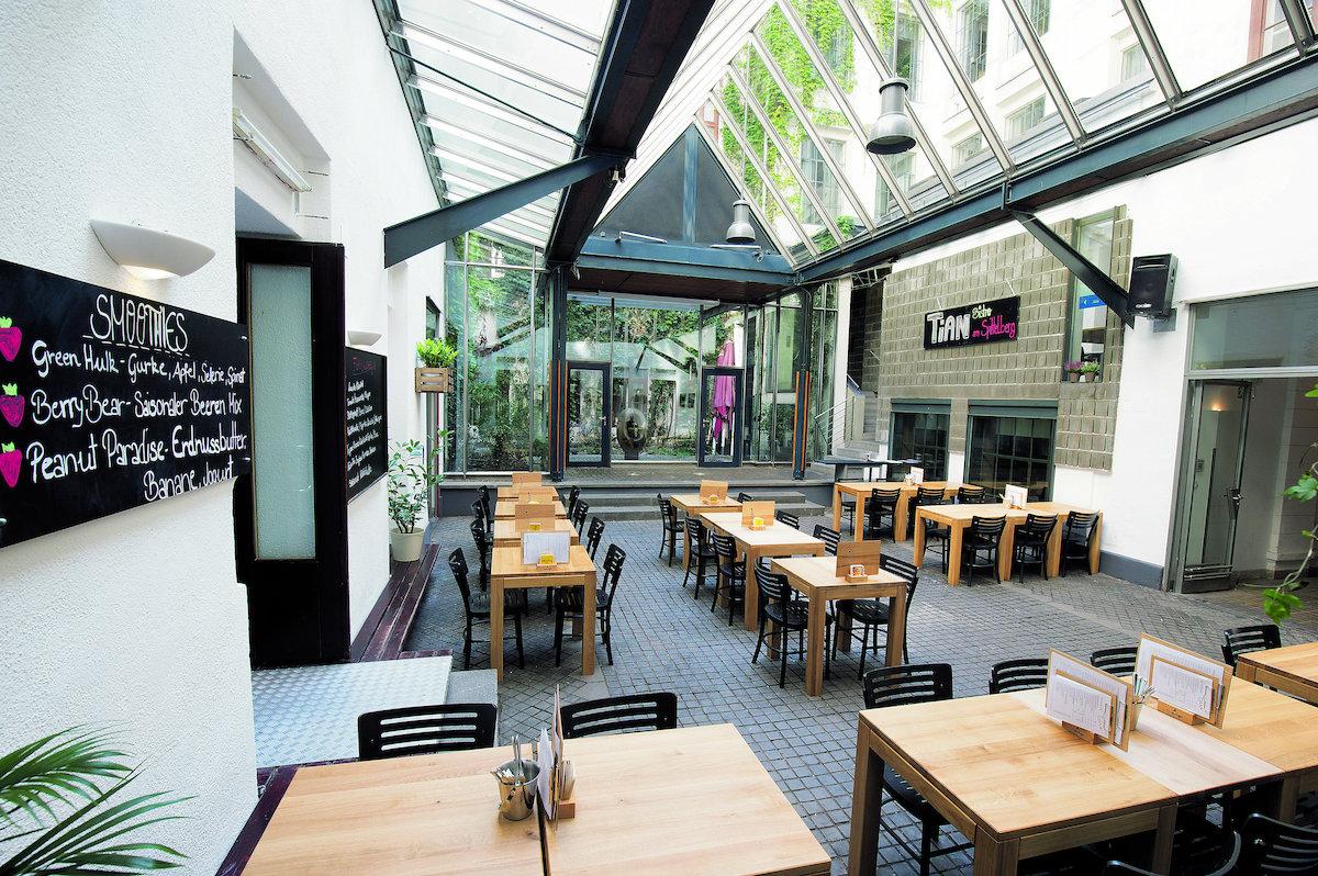 Christian Halper: Millionär, Esoteriker & Gastronom | Kurier