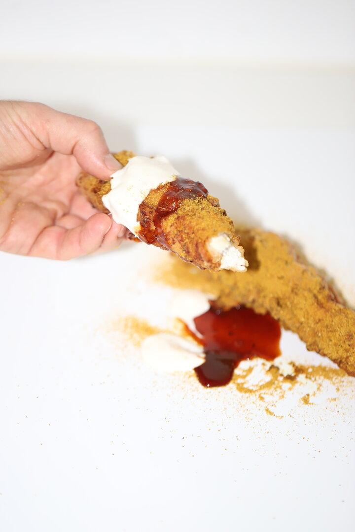 Chicken Karate: Neues Mochi-Lokal für Frittiertes und Burger | Kurier