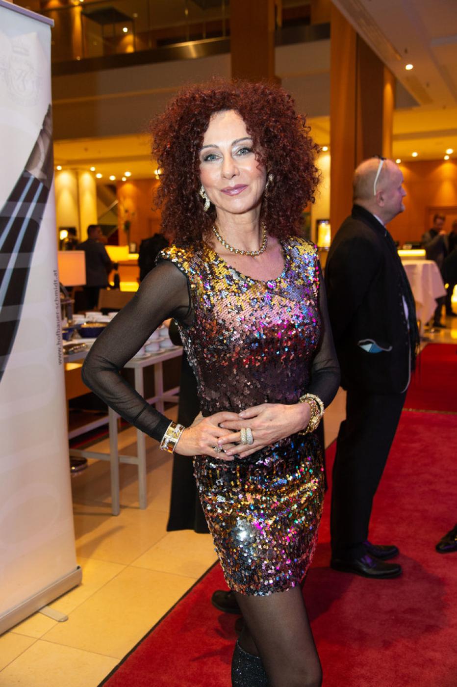 Alle schillerten für Charity-Lady Jeannine Schiller | Kurier