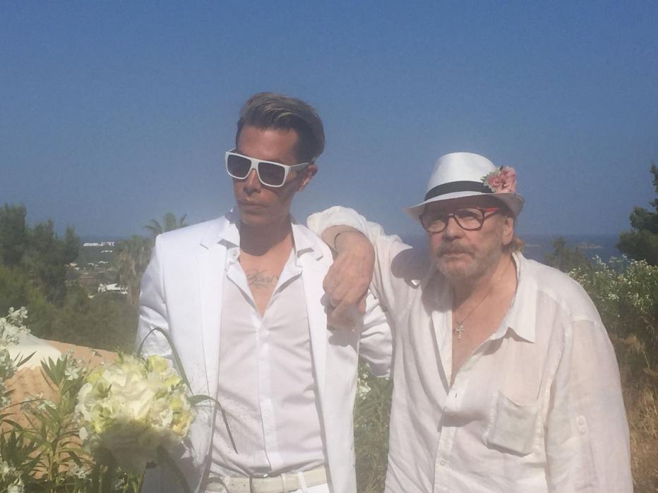 Italienische Ehefrau zeigt Helmut Berger wegen Bigamie an | Kurier