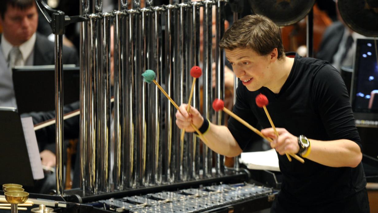 Grubinger: Artist, Jongleur & Showmaster | Kurier