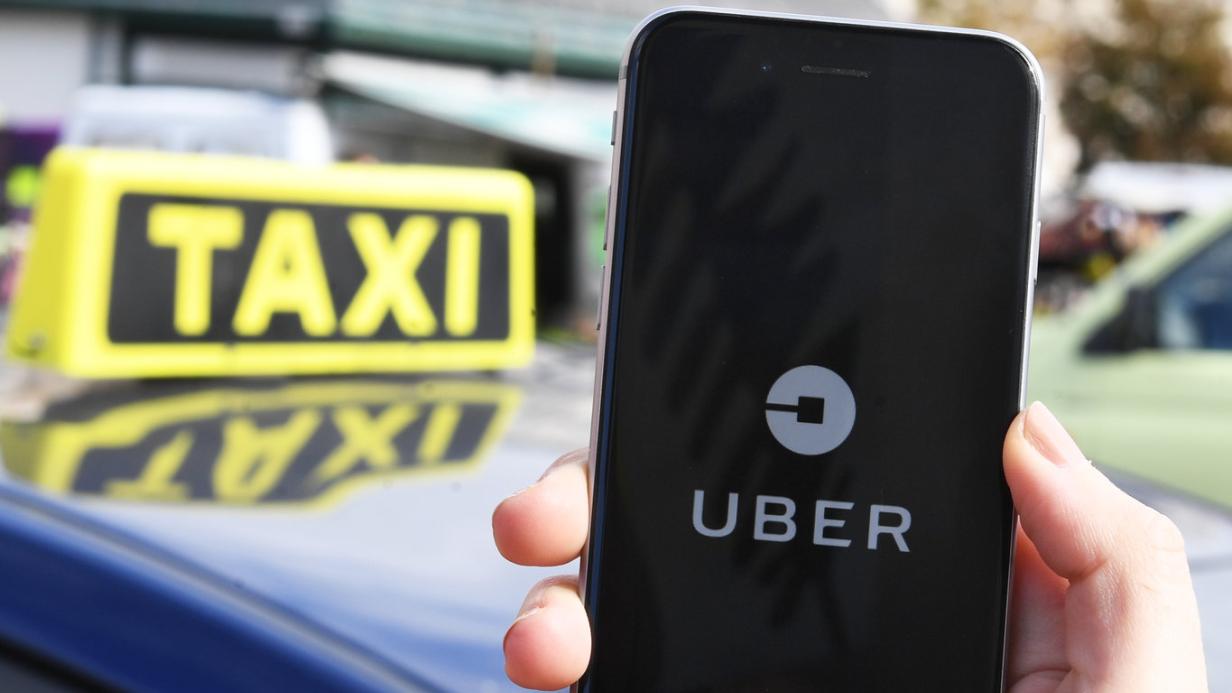 "Disco-Uber": Wie Fahrer versuchen, Gästen Trinkgeld zu entlocken | Kurier