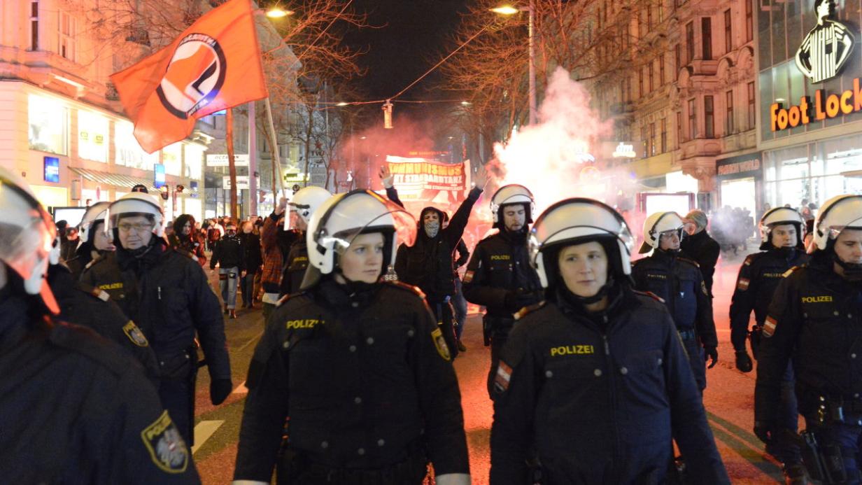 NOWKR-Demos von Polizei untersagt | Kurier
