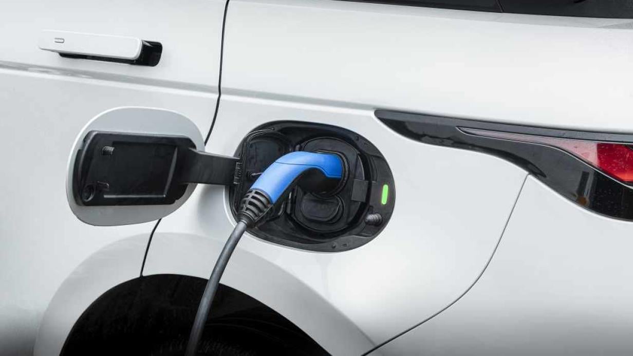 Plug-in-Hybride: Warum PHEVs noch beliebter werden, ihr Steuervorteil aber umstritten ist | Kurier
