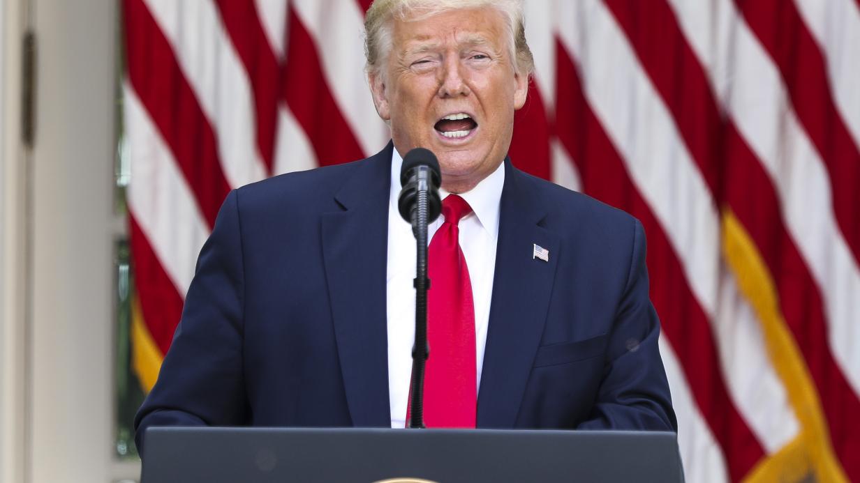 Trump lacht über Biden, weil er eine Maske trägt | kurier.at