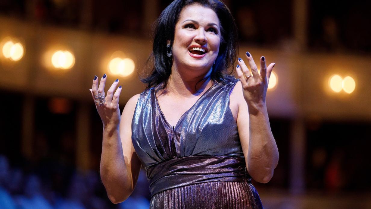 Operndiva Netrebko feierte im Kreml 50. Geburtstag: Putin gratulierte ...