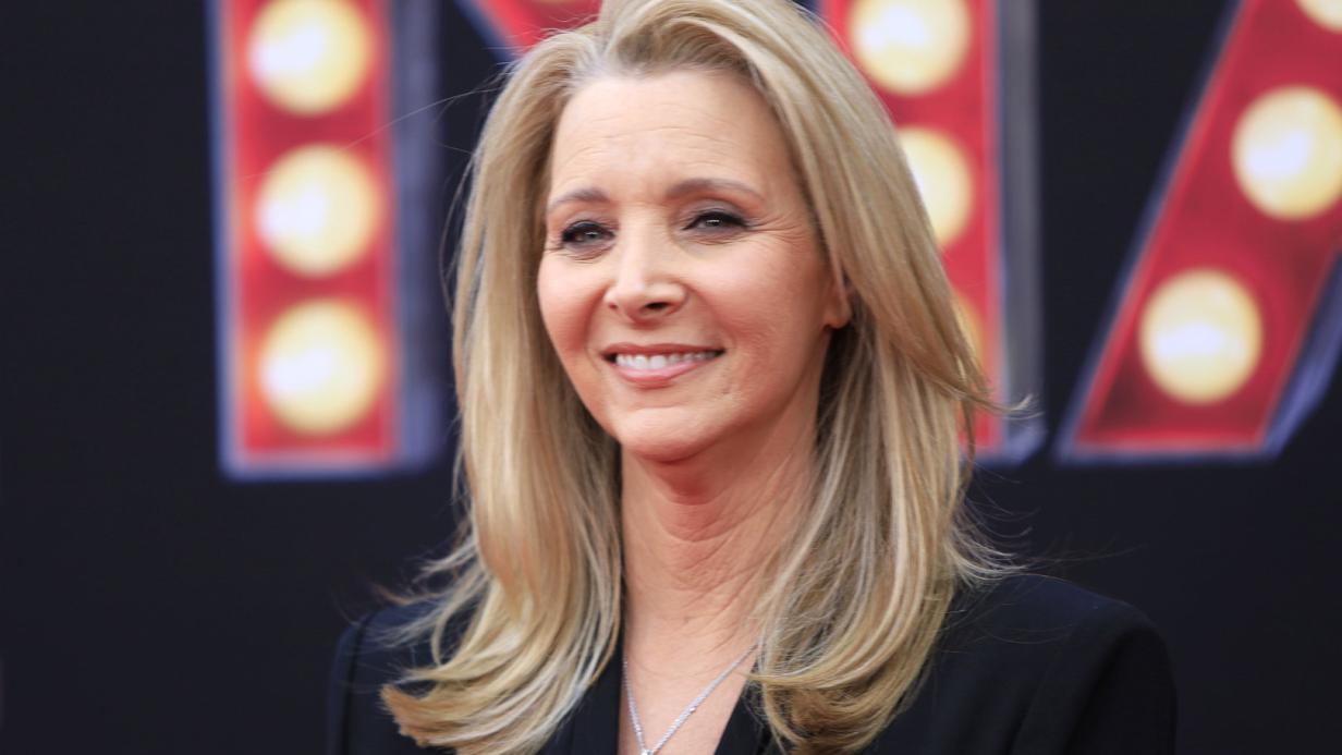Warum es "Friends"-Star Lisa Kudrow (60) hasste, Gitarre zu spielen ...