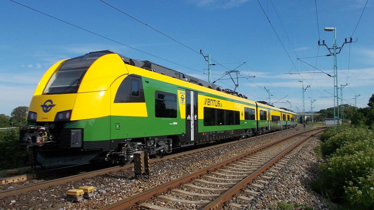 Raaberbahn bringt zum 150. Jubiläum neue Züge auf die Schiene | Kurier