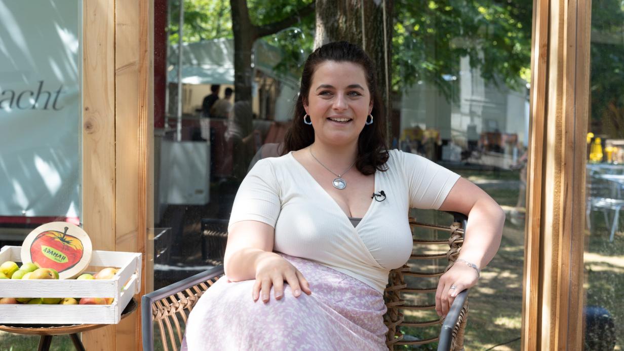 "Der Bergdoktor"-Star Ronja Forcher hat überraschend geheiratet | Kurier