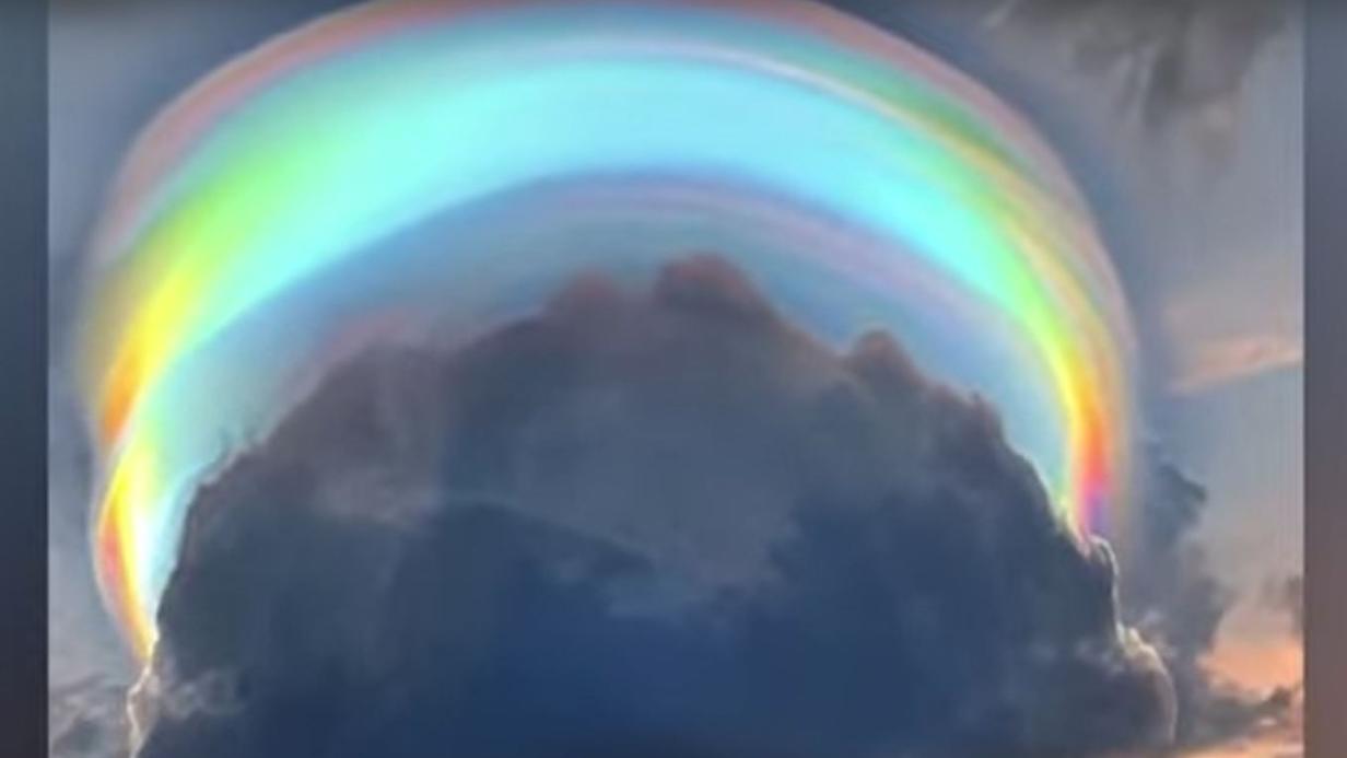 Spektakuläres Video: So eine Wolke sieht man selten | Kurier