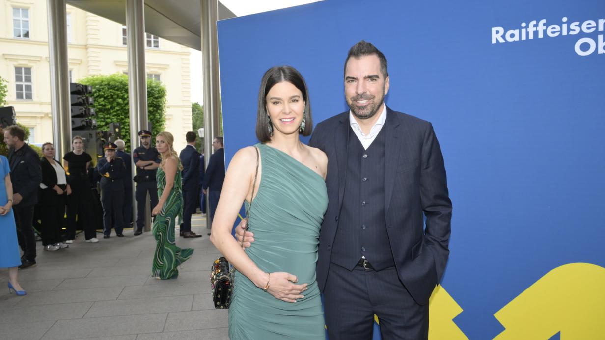 Süße Babyüberraschung: Model Kerstin Lechner ist wieder schwanger | Kurier