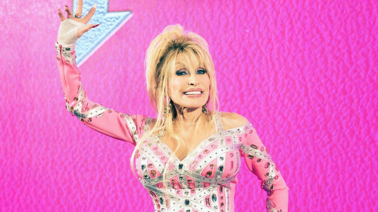 Warum Dolly Parton wegen Prinzessin Kate ein schlechtes Gewissen hat