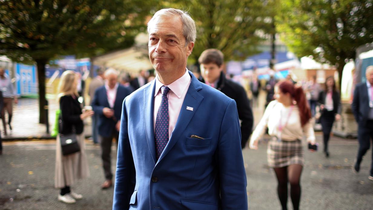 Nigel Farage zieht ins Dschungelcamp und rechnet mit vielen Ekel ...