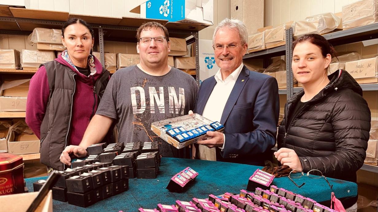 Wie Druckerpatronen von einer Weinviertler Firma recycelt werden | Kurier