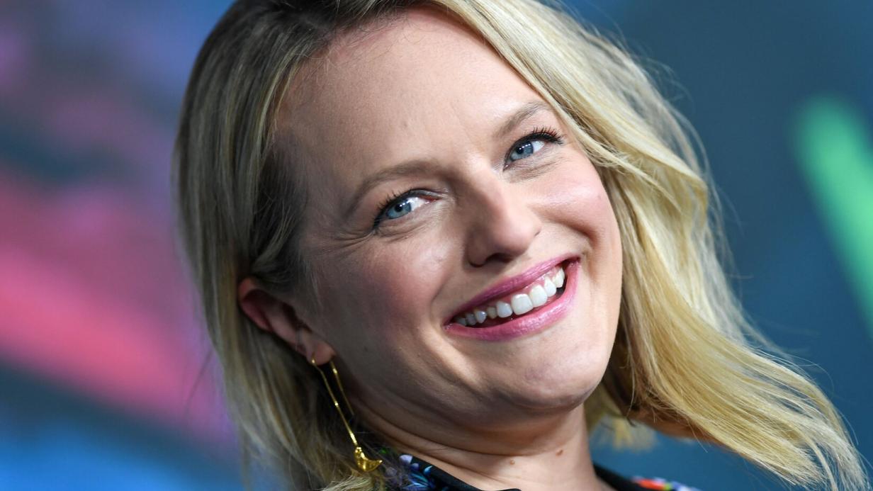 Auftritt mit Baby-Bauch: Elisabeth Moss schwanger mit erstem Kind | Kurier