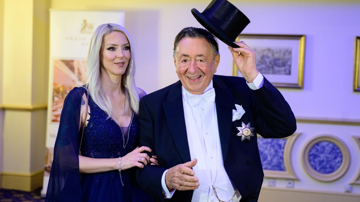 Mit wem Simone Lugner die Grazer Opernredoute besuchen wird