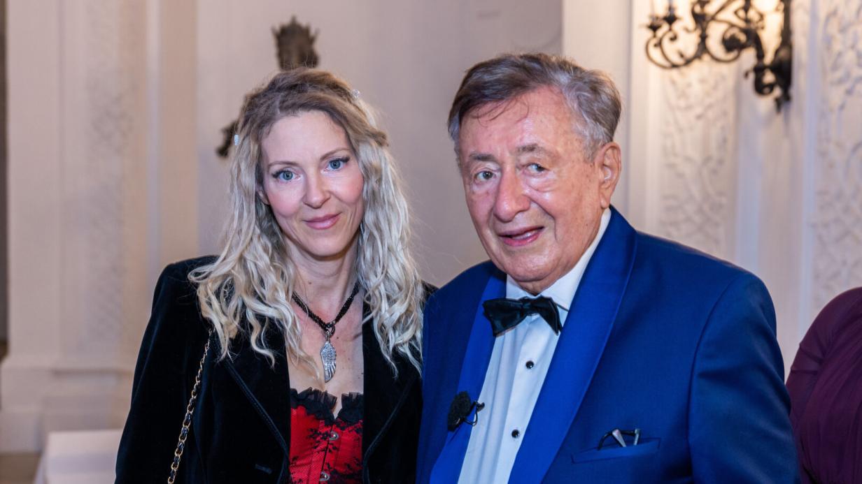 Stress vor "Dancing Stars": Simone Lugner von Lugner City geklagt | Kurier