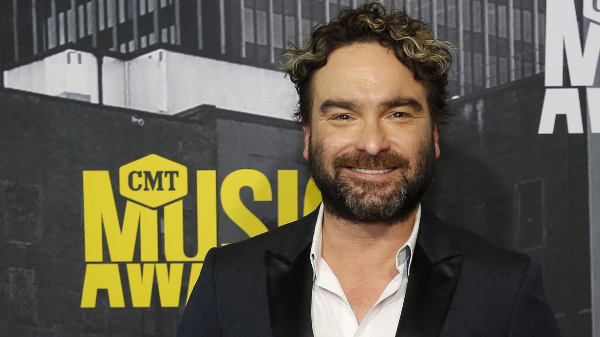 Warum sich "Big Bang Theory"-Star Johnny Galecki aus dem Rampenlich ...