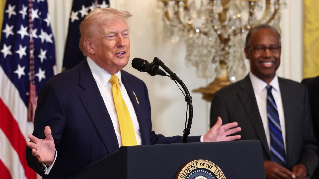 Nach Rassismus-Eklat: Trump ehrt Afroamerikaner | Kurier