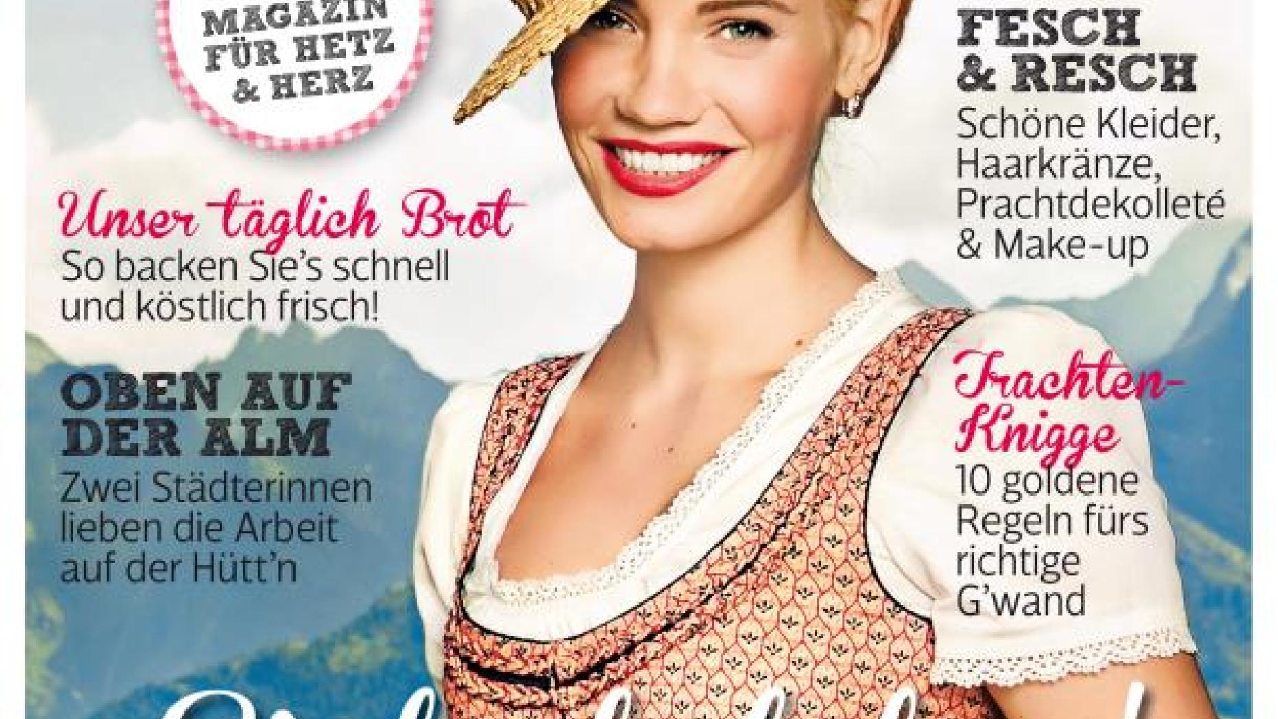 Woman kommt im Dirndl