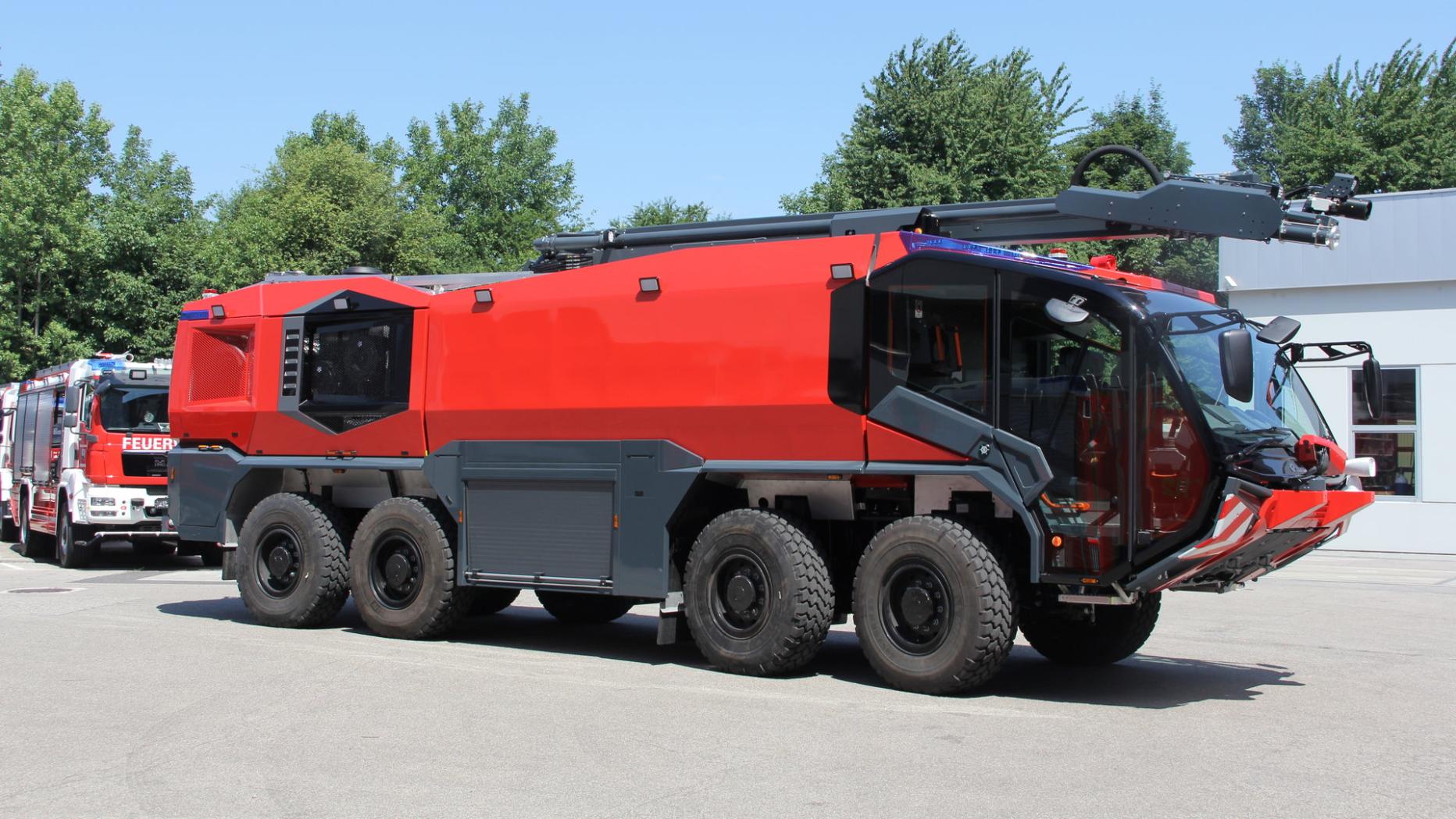 Hightech-Feuerwehrautos mit 1400 PS | Kurier