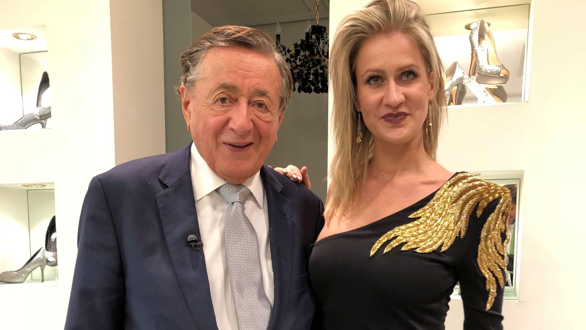 Lugner: Stolze Summe für Kleid von Begleiterin
