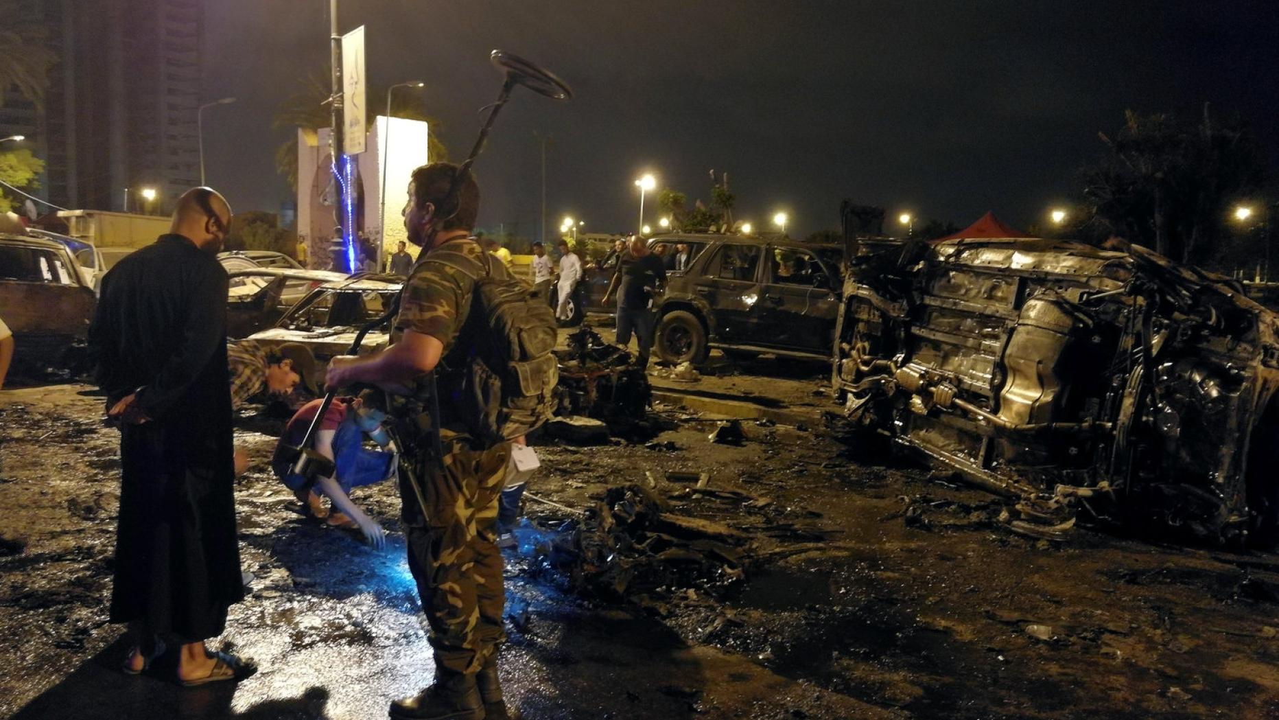 Mindestens sieben Tote bei Anschlag in Benghazi Mindestens sieben Tote bei Anschlag in Benghazi