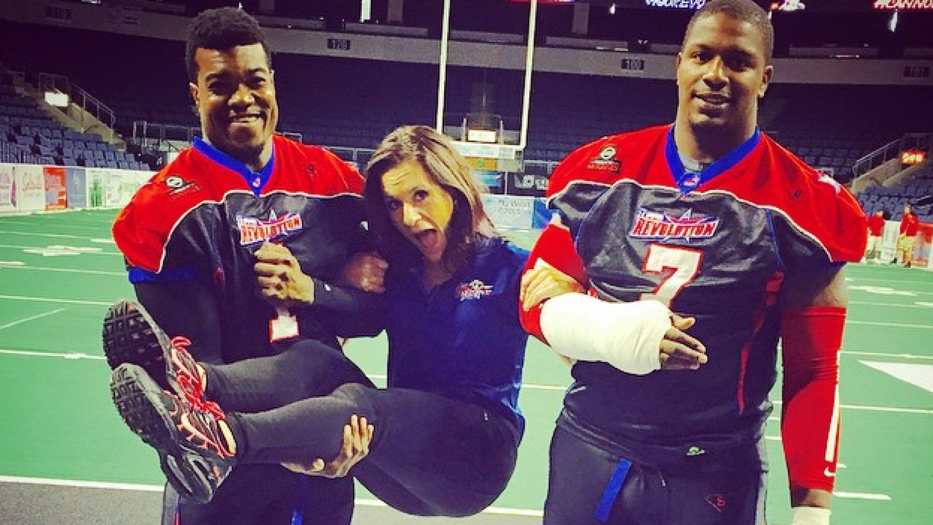 Jennifer Welter erste Co-Trainerin in der NFL | Kurier