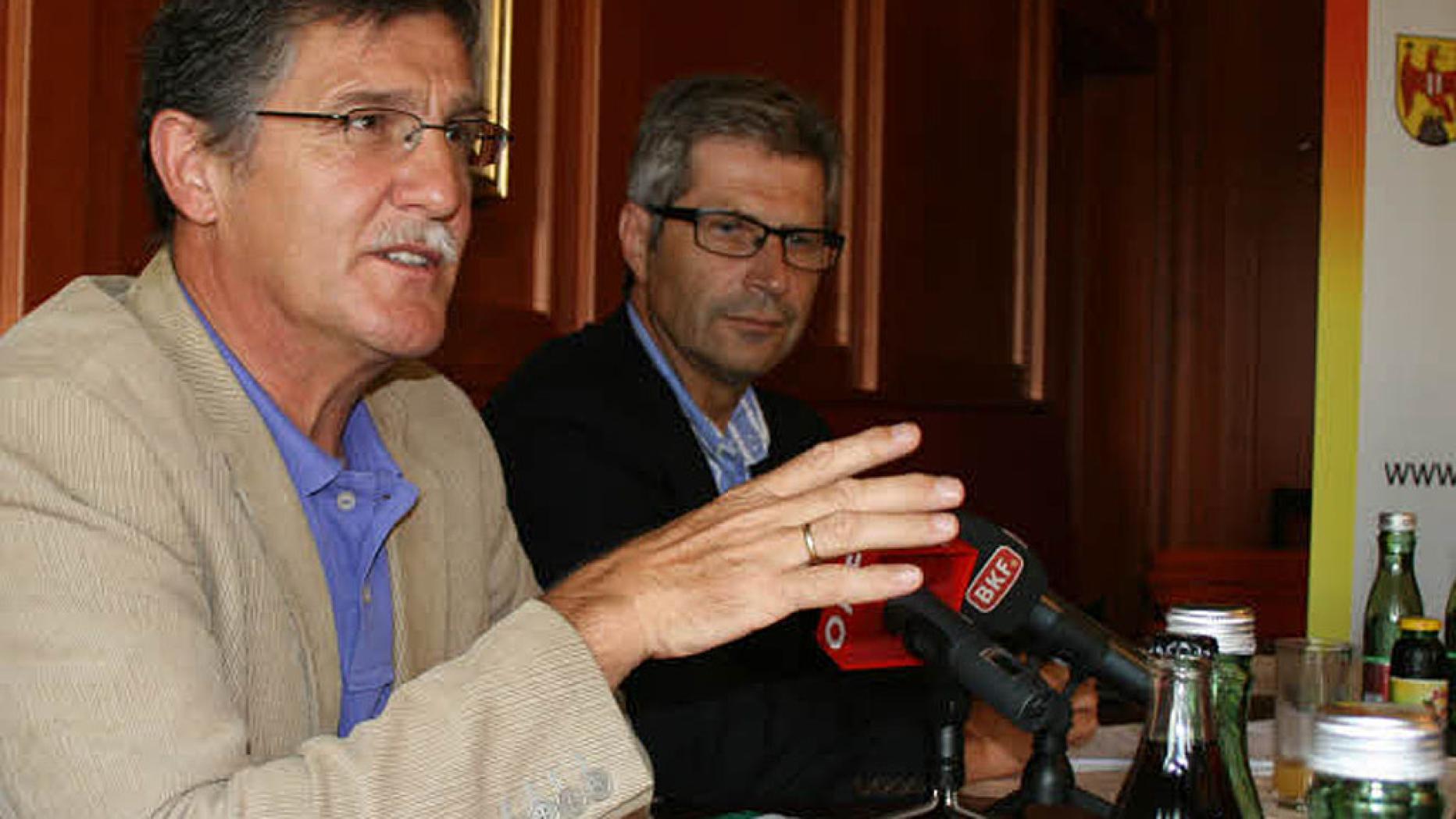 "Gemeinsamer Dienstwagen für LH Niessl und Vize Steindl" | Kurier