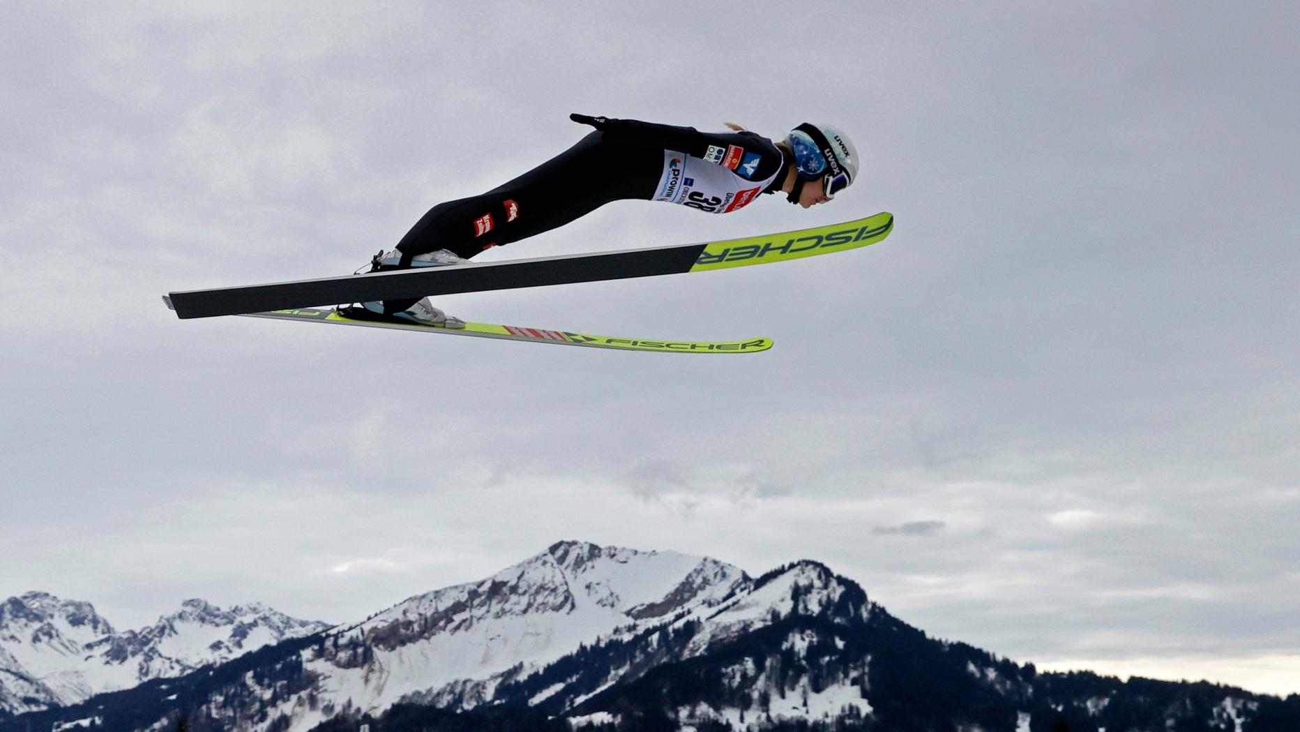 Skispringen: Hölzl holt in Oberstdorf 3. Weltcupsieg