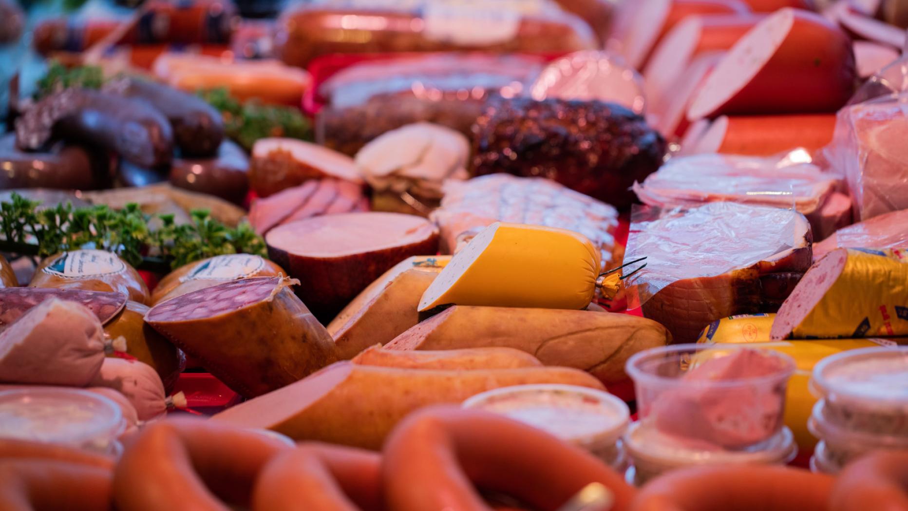 Agrar-Exporte 2025: Menge rückläufig, Einbruch bei Rindfleisch | Kurier