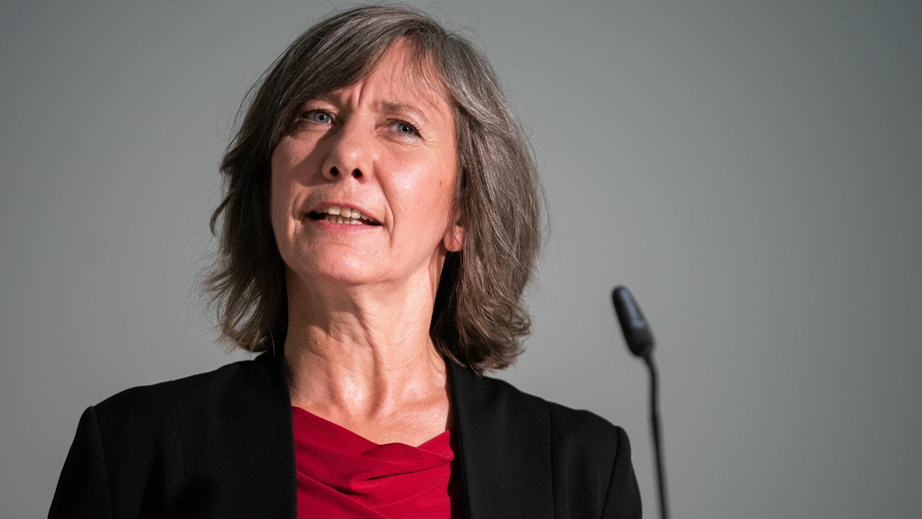 Birgit Hebein lädt zum Parkpickerl-Gipfel