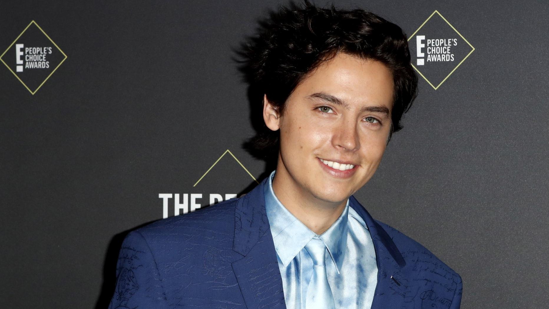 Neue Liebe? "Riverdale"-Star Cole Sprouse mit Model gesichtet | Kurier
