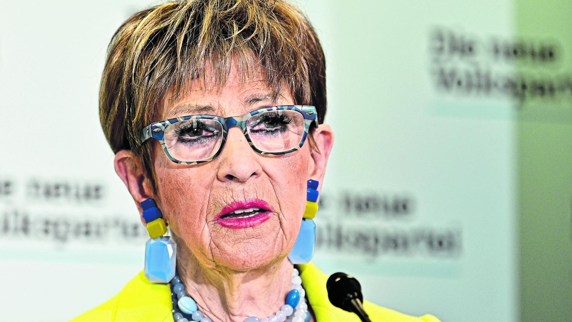 Korosec: "Wer geimpft ist, muss aus der Isolation“