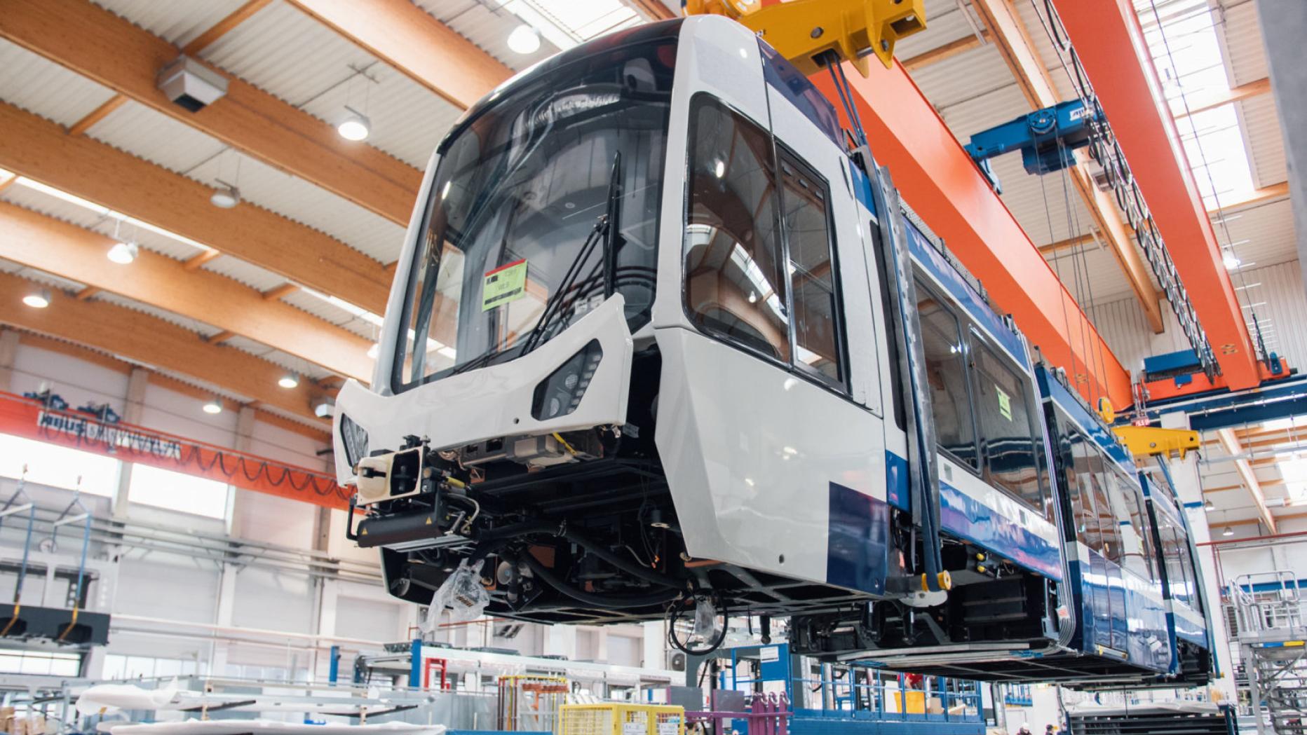 Badner Bahn und U-Bahn: Die neue Garnituren sind auf Schiene | Kurier