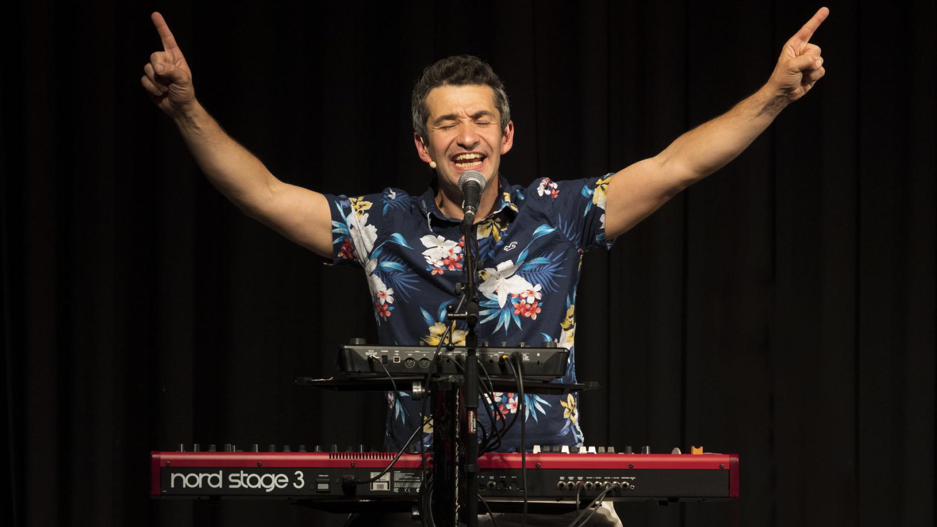 Kabarettist Omar Sarsam mit neuem Programm: Lachen, wenn der Arzt kommt ...