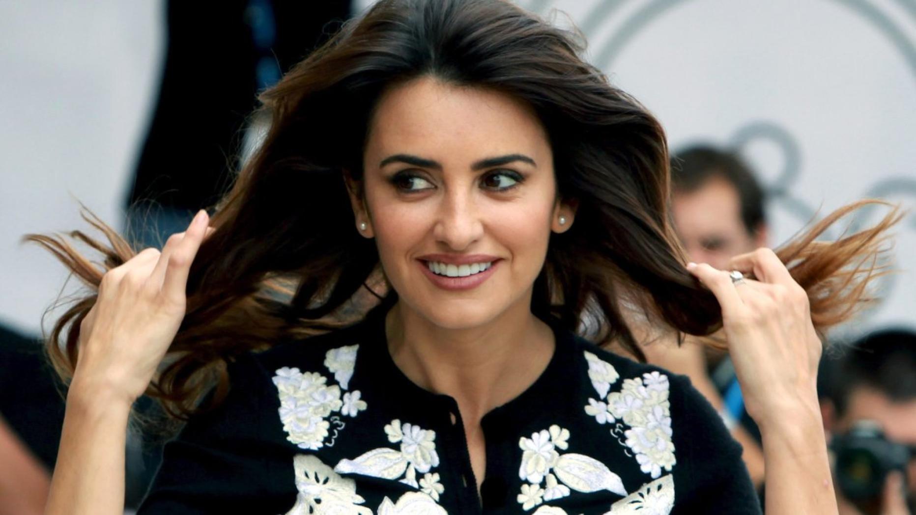 Penélope Cruz als "Bond-Girl" im Gespräch | kurier.at