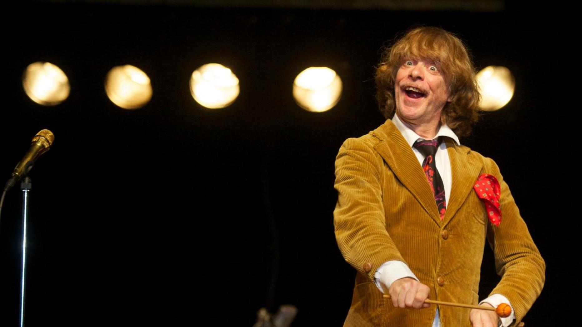 Helge Schneider: Die singende Herrentorte auf Tour